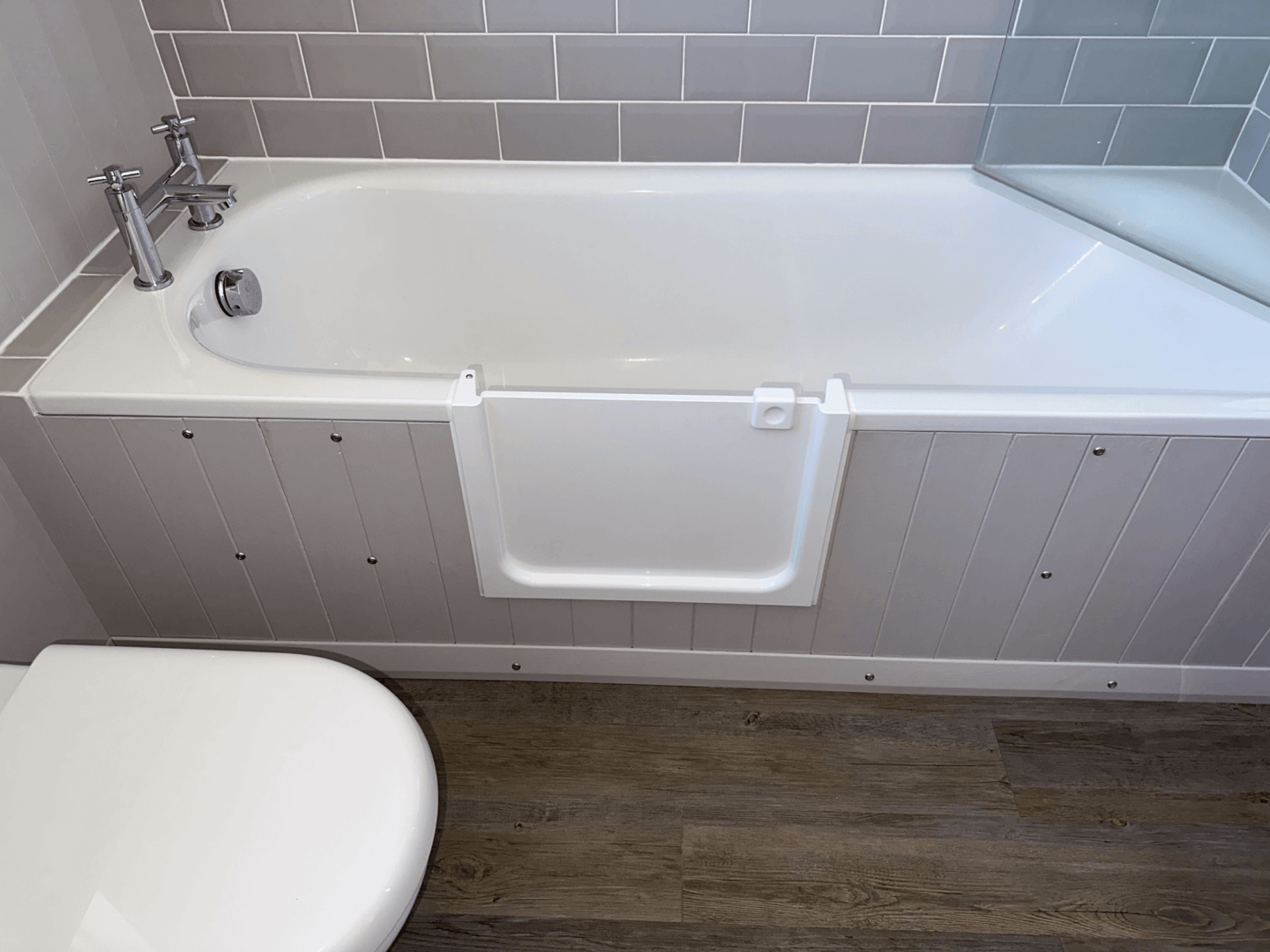 UDOOR Bathtub Doors for Easy Access and Safe Installation